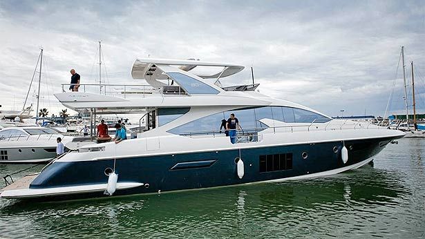 First Azimut 80 motor yacht launched